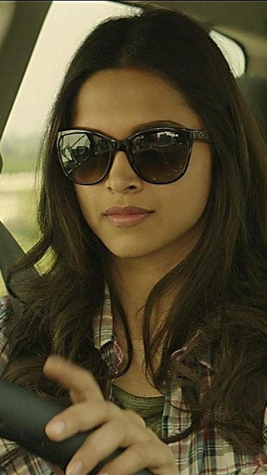 7 Indian Films Shot At Howrah Bridge