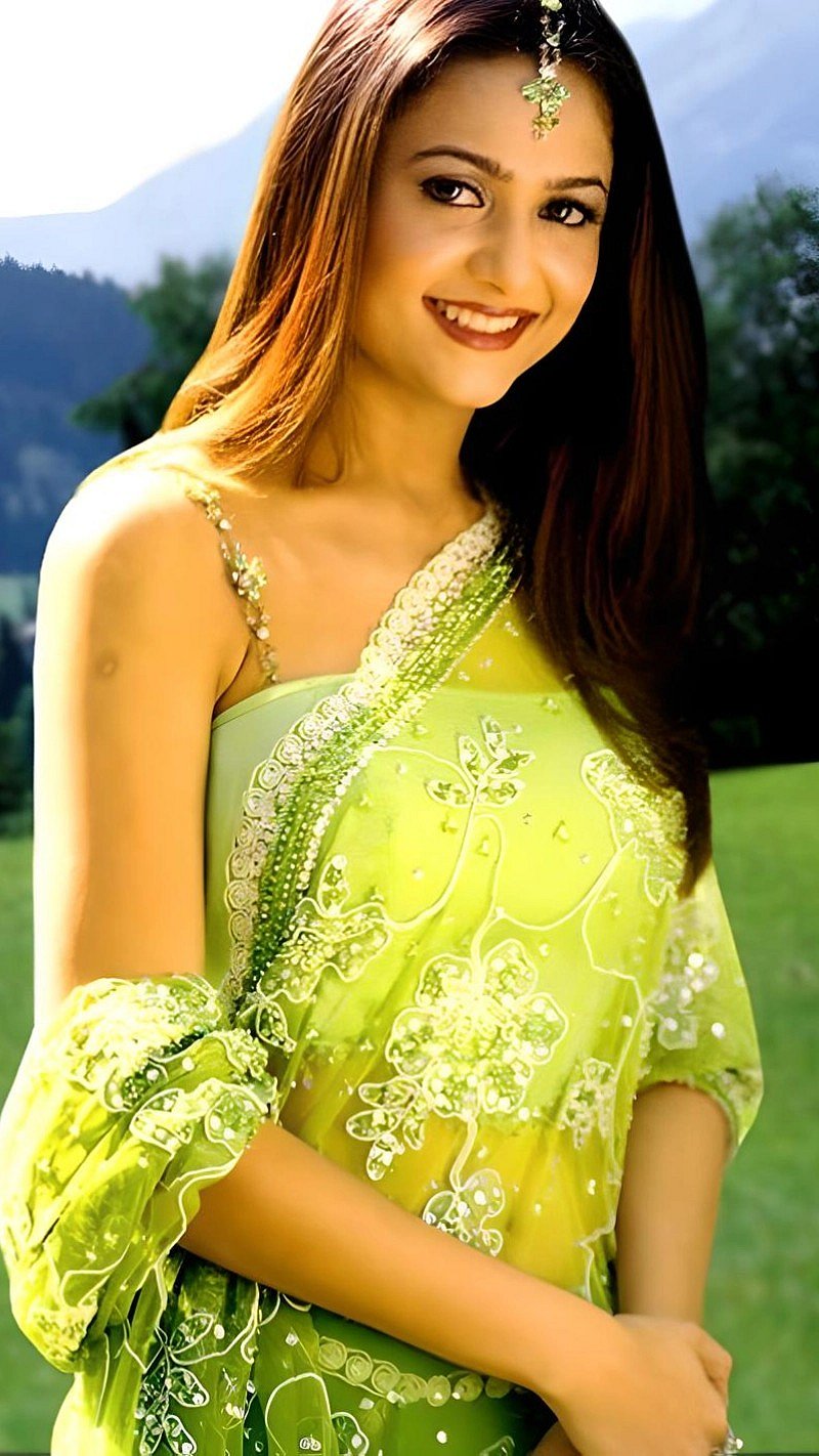 Amrita Arora Em Kambakht Ishq
