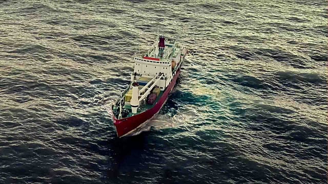 Lootere Review: A Gripping, Violent Voyage on Choppy Waters