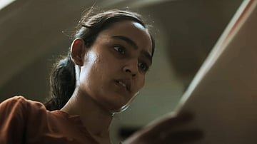 Gaanth Chapter 1 Review: The Film Ties Itself Up in Knots