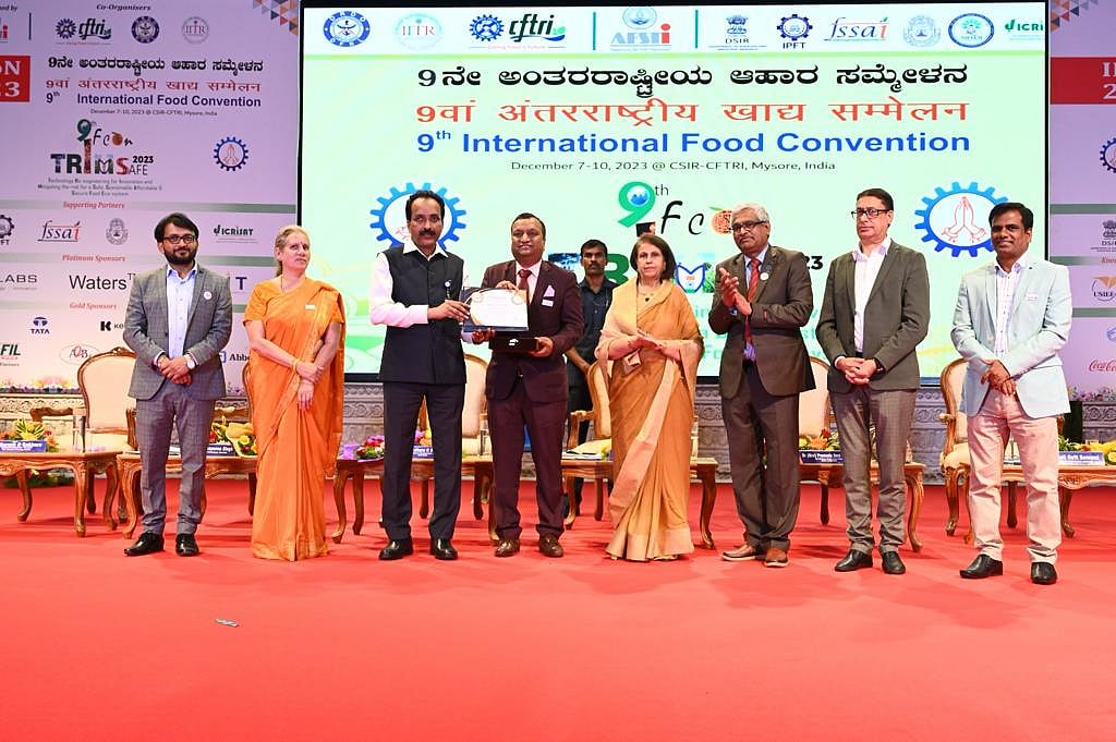 Dr Umesh Kamble, honored with AFSTI-FSSAI Award 2023 for outstanding ...