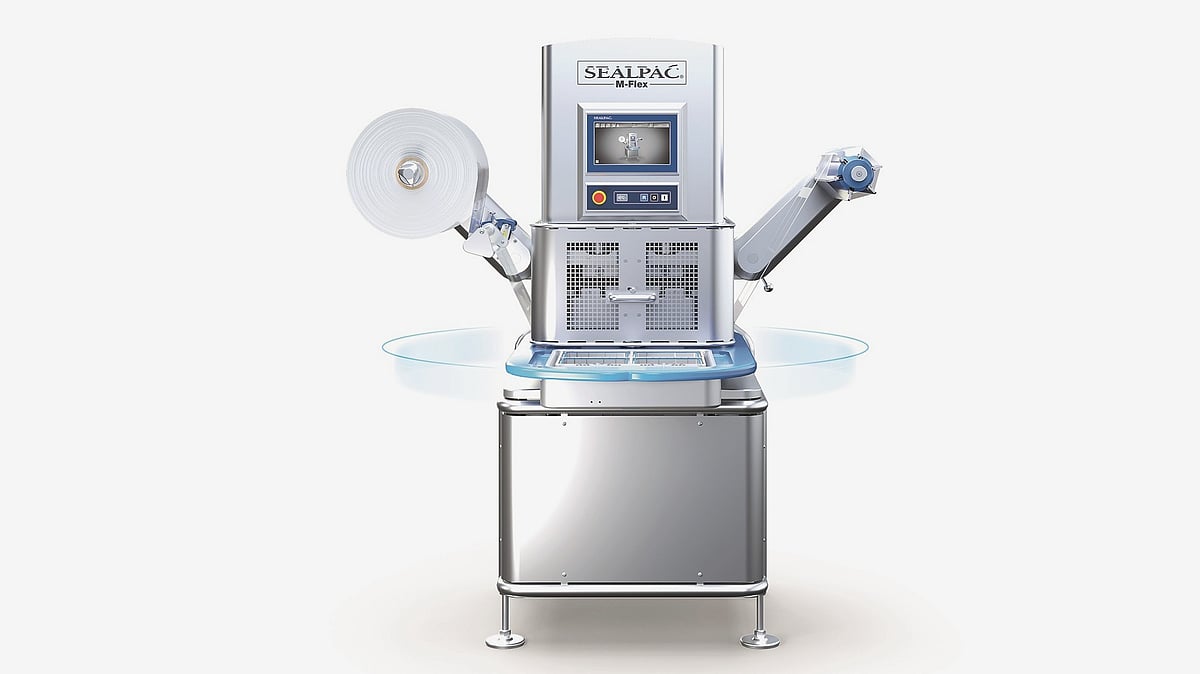 Space-saving and efficient semi-automatic packaging: SEALPAC’s compact M-Flex traysealer