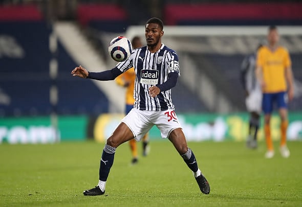 Leeds United news: Hutton gives verdict on Leeds move for Maitland-Niles