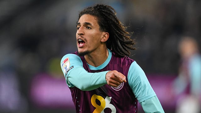 Hannibal Mejbri decision 'cruel' as PGMOL insider delivers verdict on ...