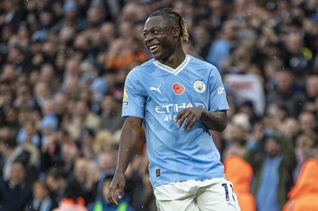 Man City star Jeremy Doku reacts to Desire Doue's 'indescribable' PSG ...