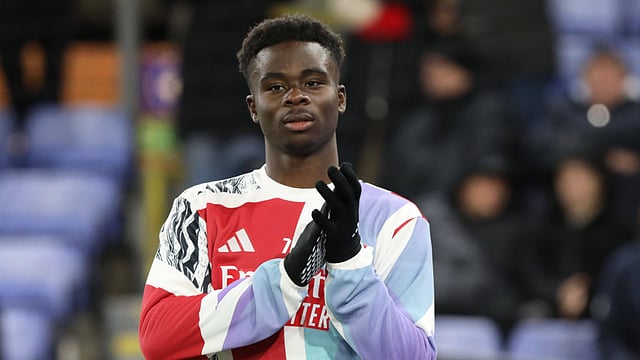 Leandro Trossard reacts after emotional Arsenal exit announcement