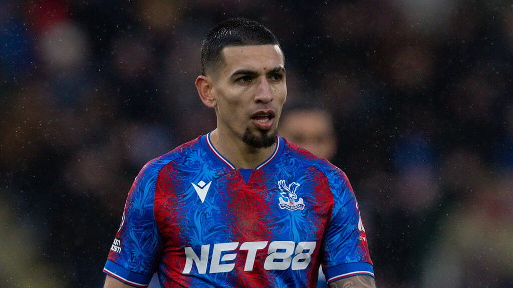 'Crystal Palace respond to Daniel Munoz interest' after release clause ...