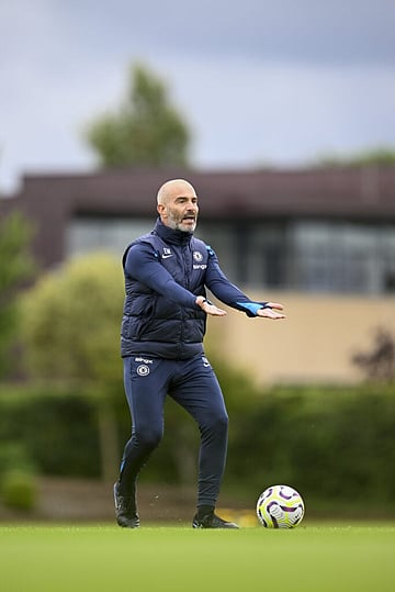 'Chelsea to sell Romeo Lavia' - Fans fume at Enzo Maresca announcement