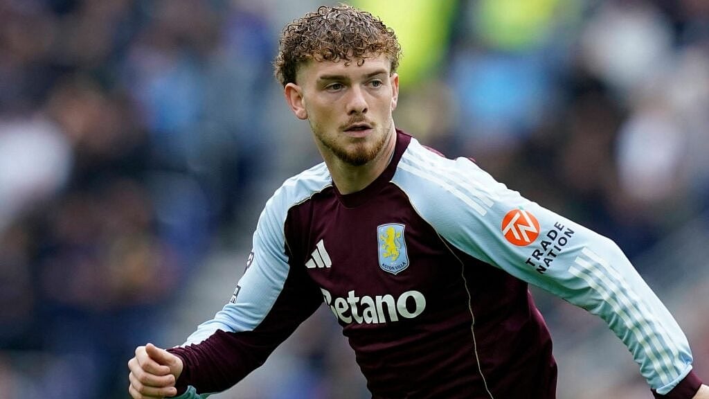 Harvey Elliott 'closing in on transfer' after Liverpool return