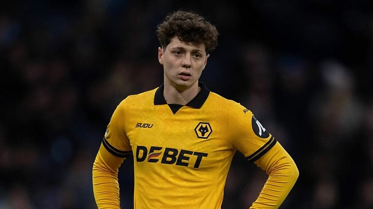 Leeds Transfer News: Double Wolves Swoop Eyed Alongside Santiago Bueno