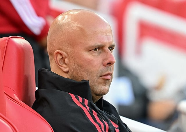 Arne Slot in 'serious trouble' after external Liverpool sack conversations
