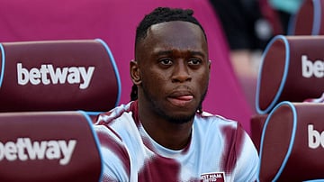 Aaron Wan-Bissaka: West Ham star could snub Everton move and 'join ...