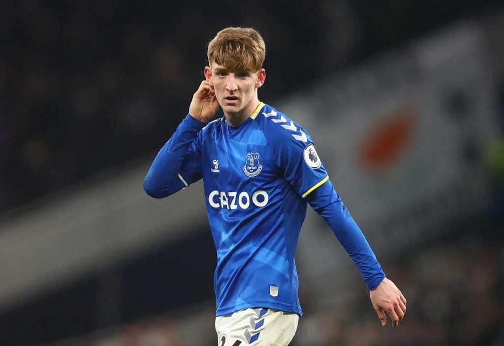 Everton may be preparing to sell Gordon after 'huge' source reveal