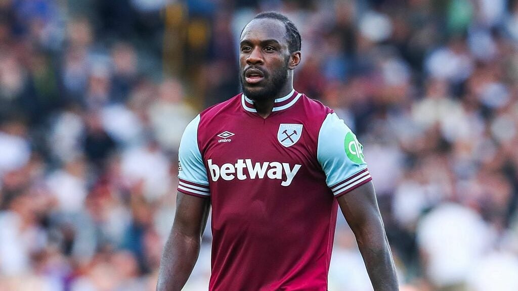 West Ham make final Michail Antonio decision amid striker shake-up