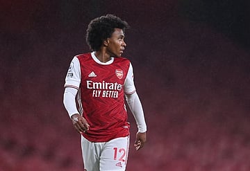 Arsenal news: Campbell slams Willian & reveals what he 'cannot believe'