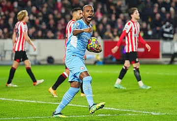 Manchester City tipped to launch Phillips raid by Danny Mills