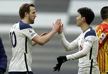 Tottenham: Hutton tips Son to stay and play new role at Spurs