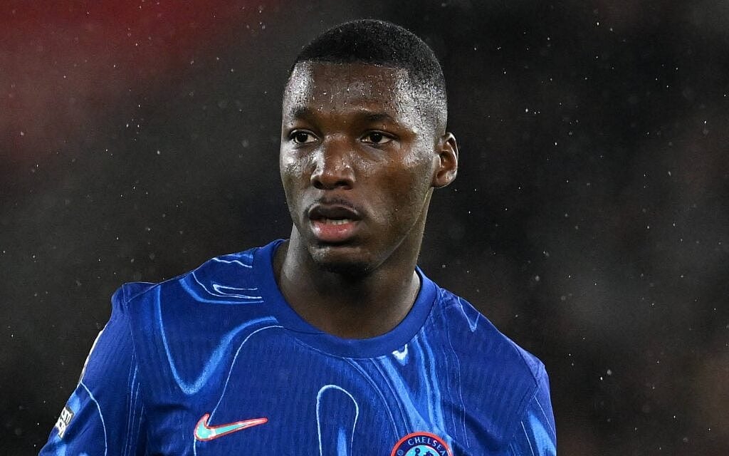 Chelsea fans stunned by Moises Caicedo after 'serious injury' - 'out ...