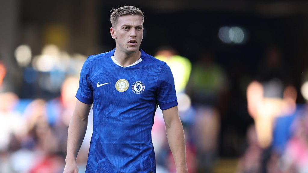 ‘Chelsea fans explode at player ‘bailed out by VAR’ - Absolutely ...