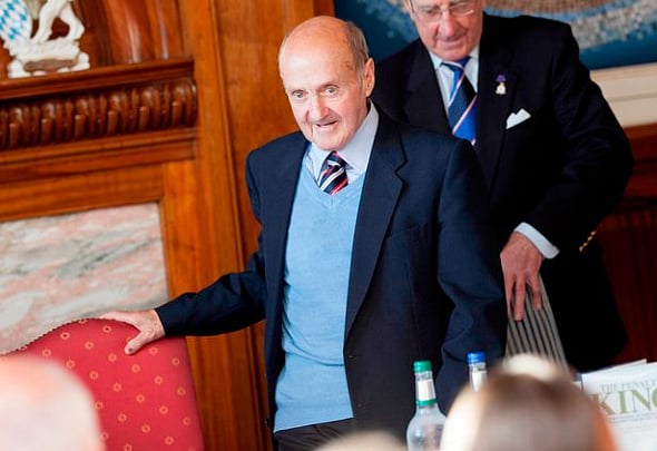 Rangers news: Gers fans pay tribute after legend passes away