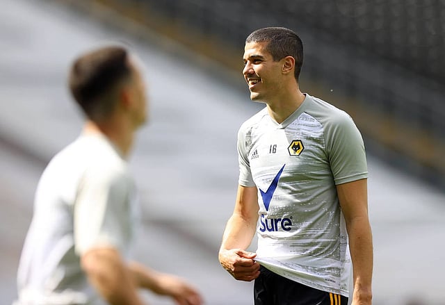 Tottenham backed by Kenny to seal 'phenomenal' Coady deal amid update