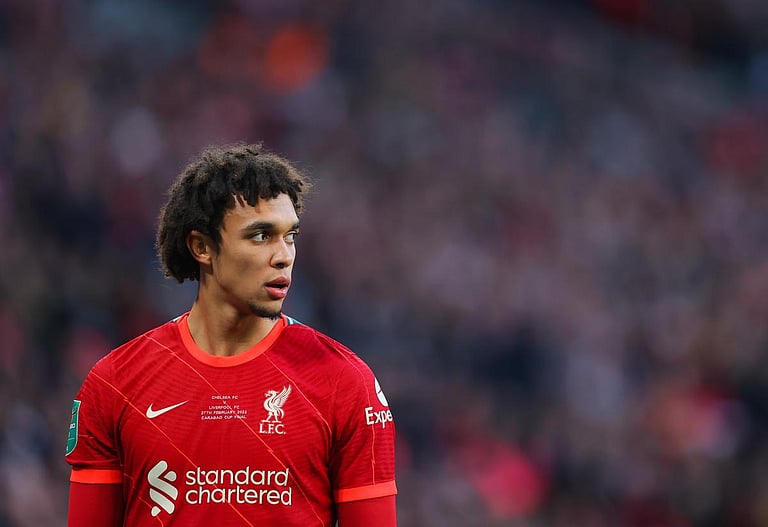 Liverpool should have 'big worries' over Alexander-Arnold