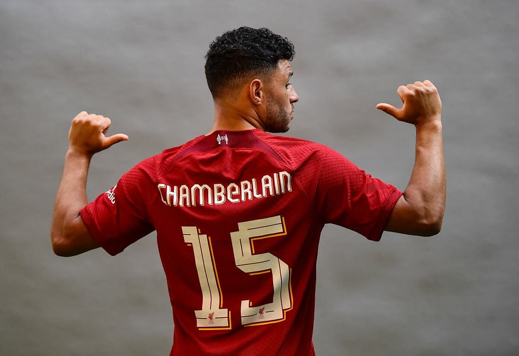 Liverpool: Pundit issues 'big' Oxlade-Chamberlain claim after news