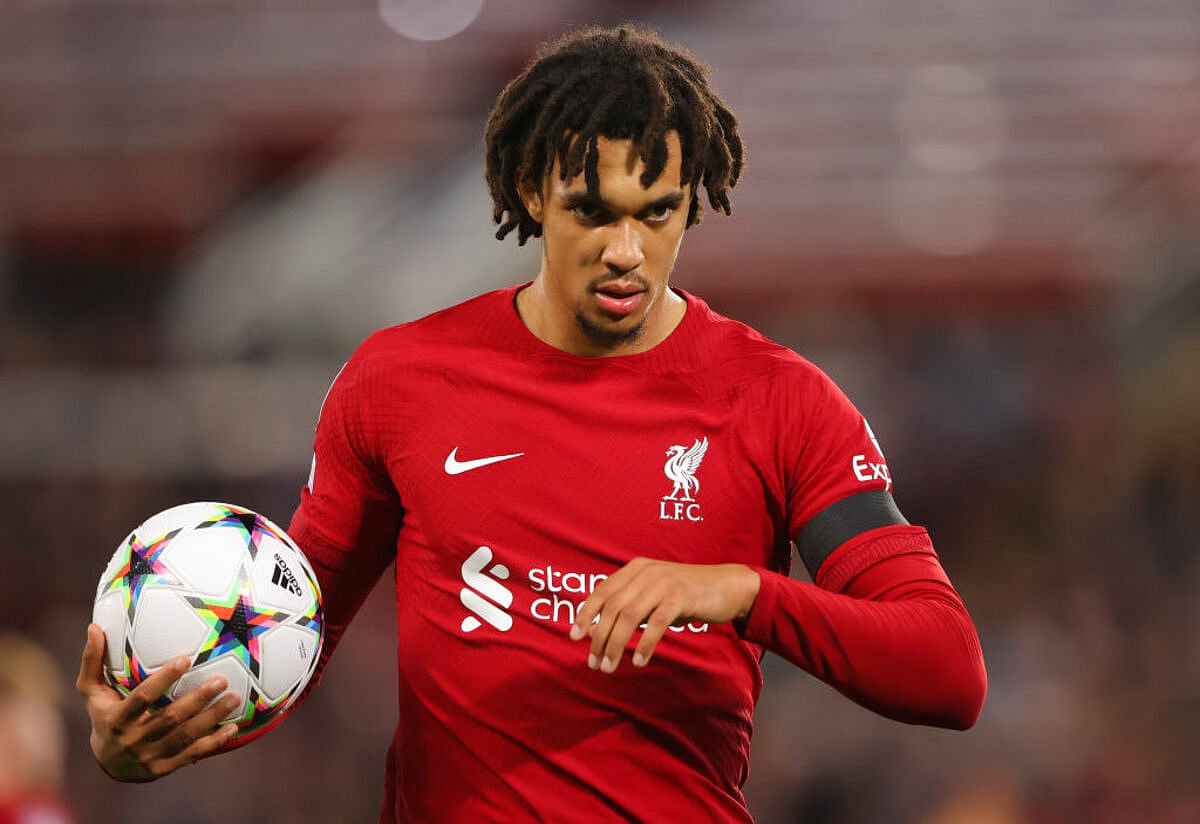 Liverpool news: Expert on 'questions marks' over Alexander-Arnold