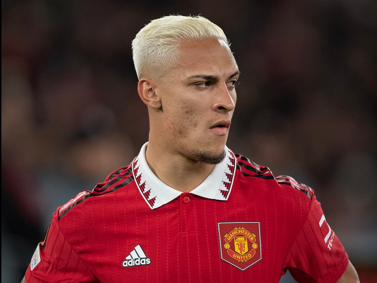 Man United: Fans ridicule 'comical' Antony moment as footage emerges