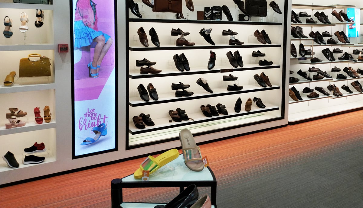 Metro Shoes