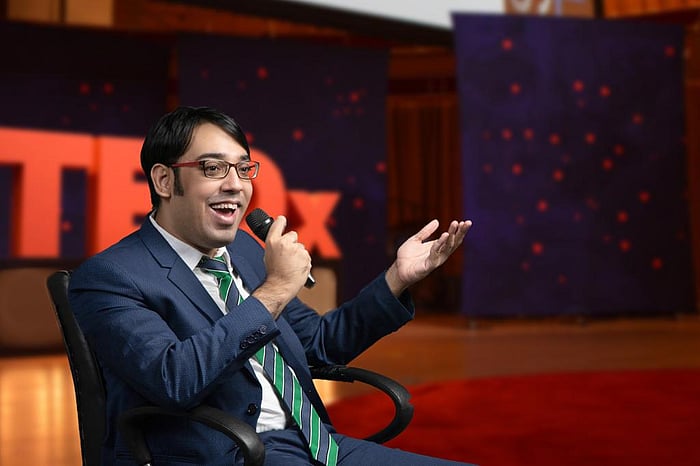 LinkedIn Top Voice Sumit Agarwal tells people to be unprofessional on LinkedIn. Here’s why ...