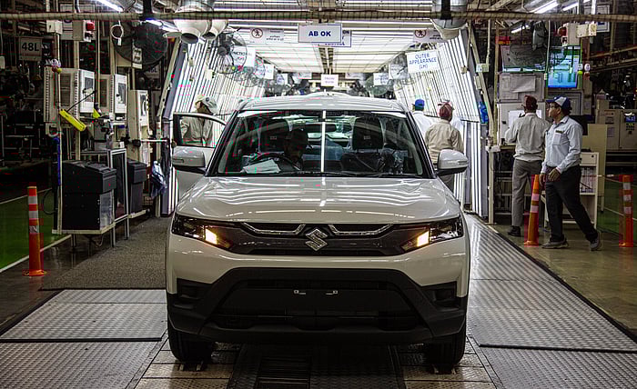 Maruti Suzuki zooms to record high; m-cap crosses ₹4 lakh cr | Fortune ...