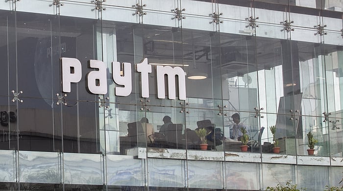 Warren Buffett's Berkshire Hathaway exits Paytm; stock drops 1% ...
