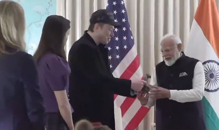 PM Modi meets Elon Musk and his children at Blair House; Tesla ...