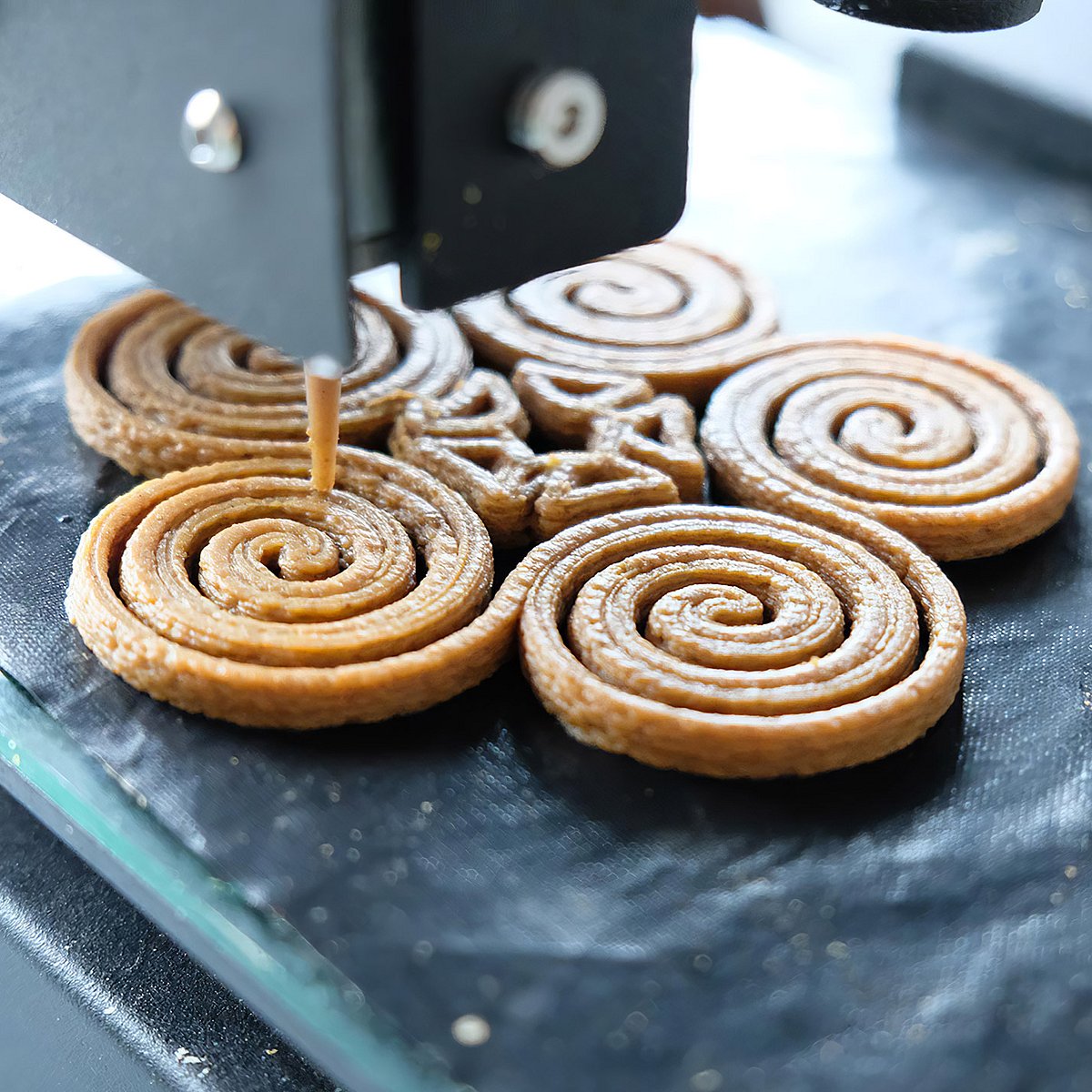 Tasty, hot 3-D food straight out of the printing press!