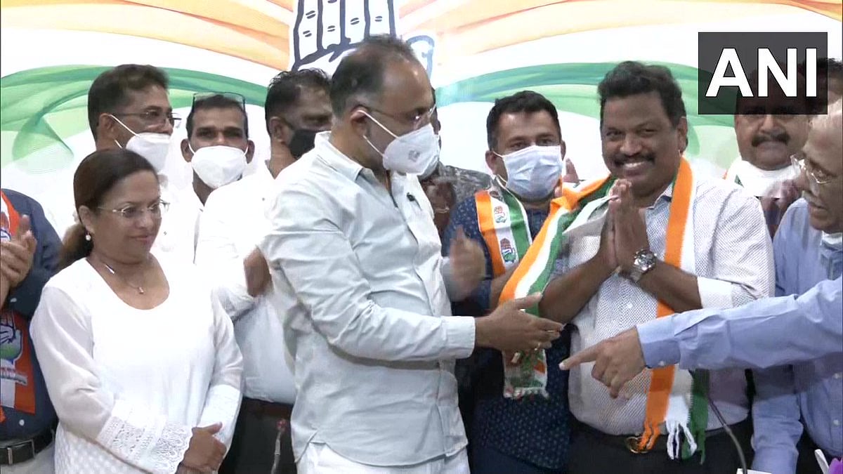 Goa: Ex-BJP minister Michael Lobo joins Congress, see pics