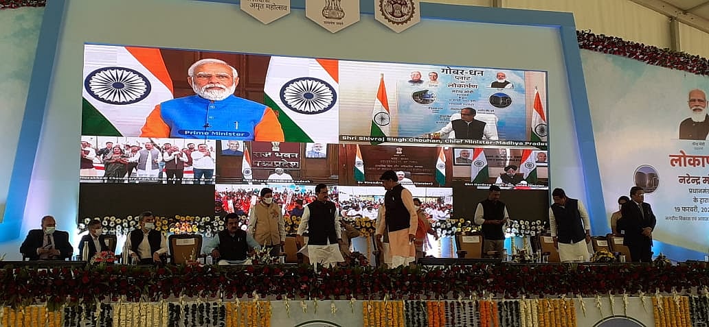 Indore CNG plant will bring revolution in country