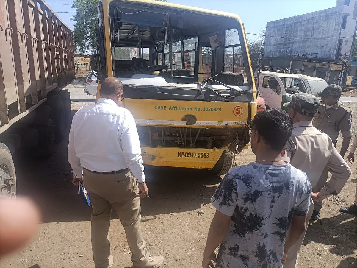 Indore: RTO inspects bus of Kids College School which crushed three on ...