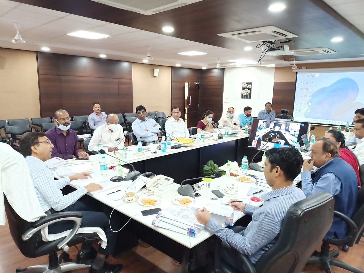 Indore: Rs 17K cr West Discom budget gets BoD’s nod