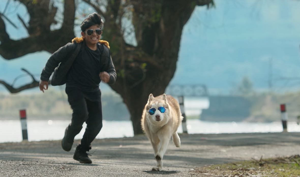 South African cricketer Jonty Rhodes, actor Mahendran and other celebs ...