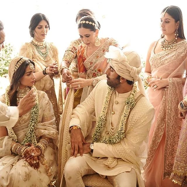 PHOTOS: Check out Ranbir Kapoor and Alia Bhatt's complete wedding album