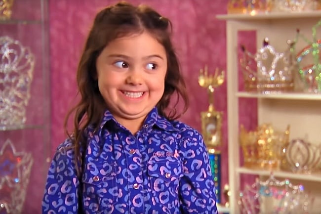 Famous GIF girl Kailia Posey dies aged 16, family gets emotional