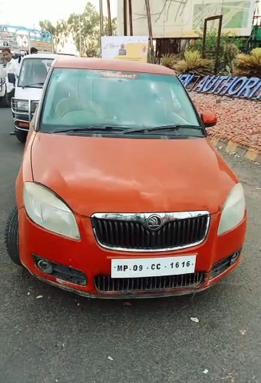 Indore: Car with two different numbers plates seized