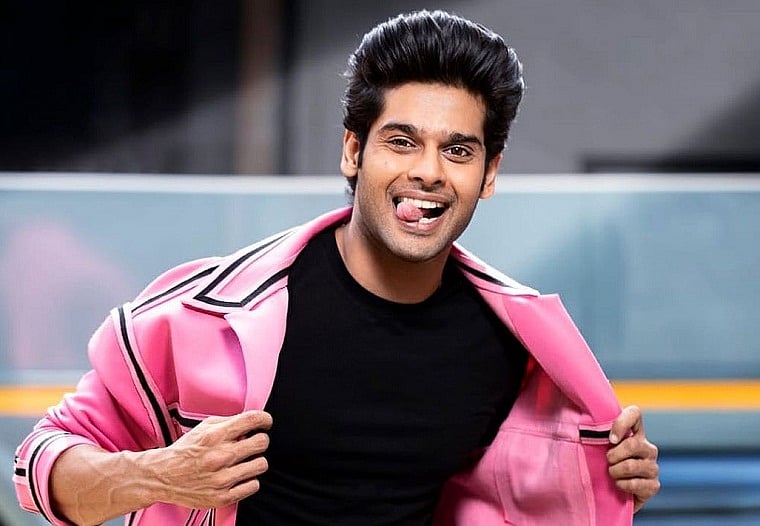 After Tiger Shroff, Abhimanyu Dassani is Sabbir Khan's blue-eyed boy ...