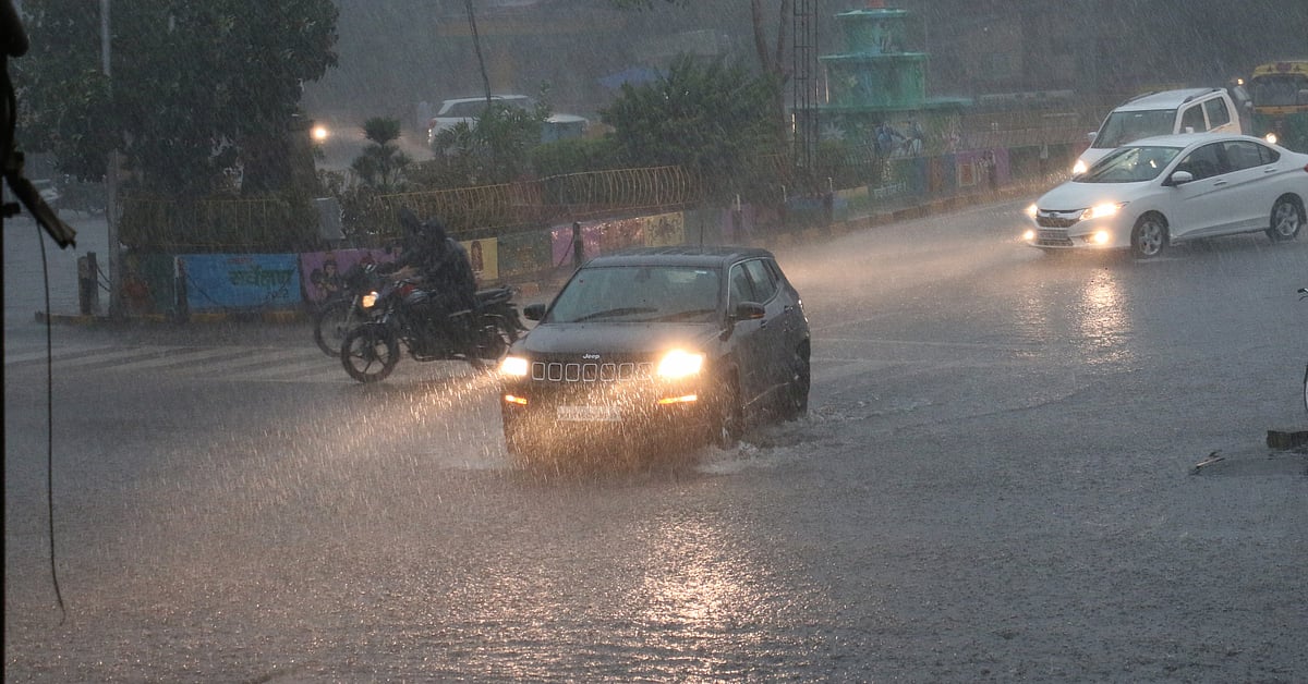 Indore: Power supply disrupts 8 feeders during rain