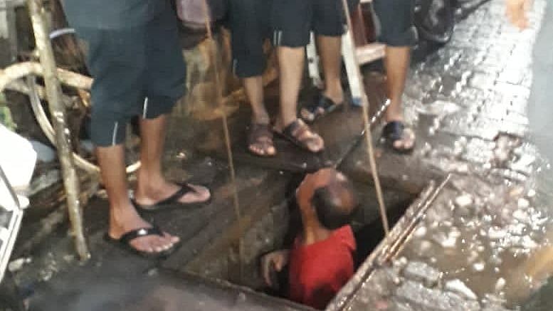 Mumbai: Topaz Bar owner, staff held for endangering manual scavenger's life