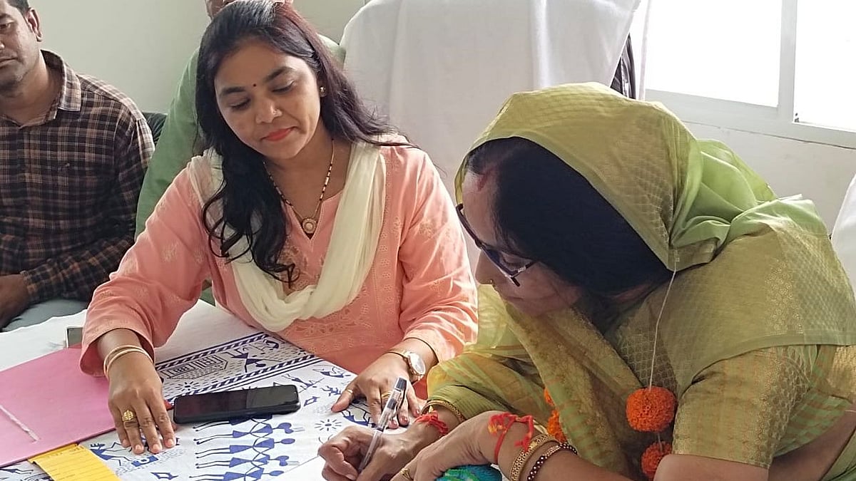 Badnawar: Meena Yadav assumes charge as Council president in simple ...