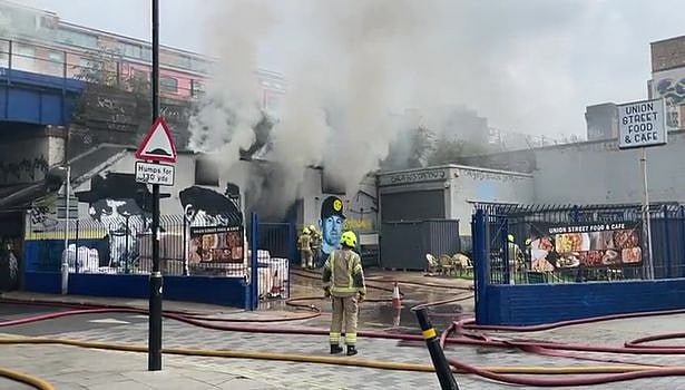 London Bridge Fire: Rail routes closed, building evacuated after blaze ...