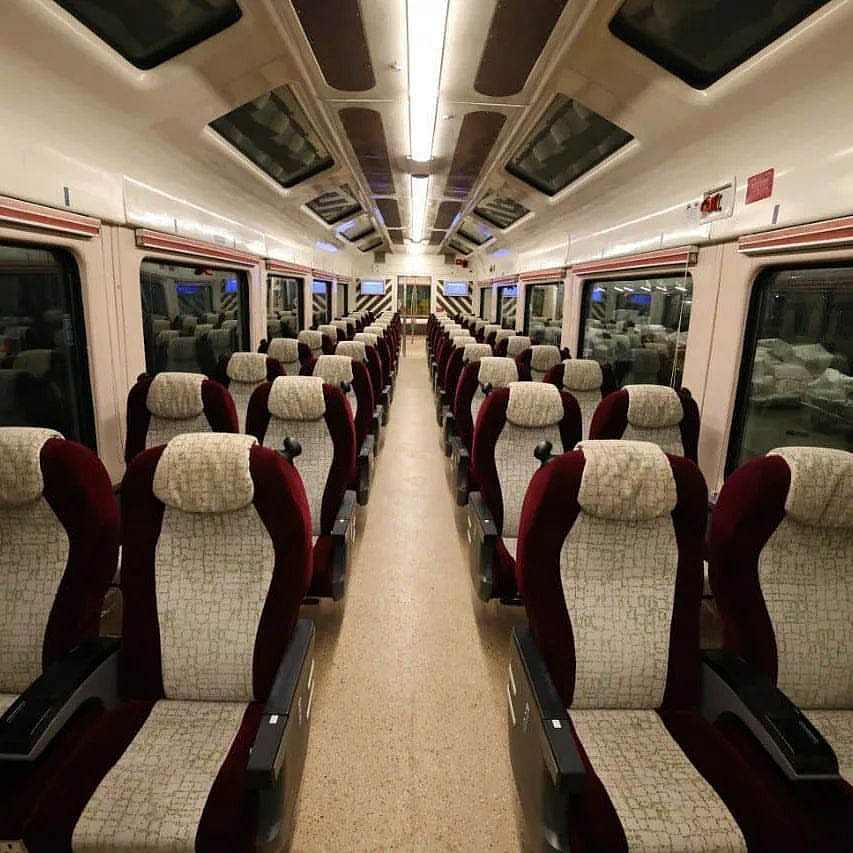 Vistadome Coach introduced in Mumbai-Karmali Tejas Express - Check ...