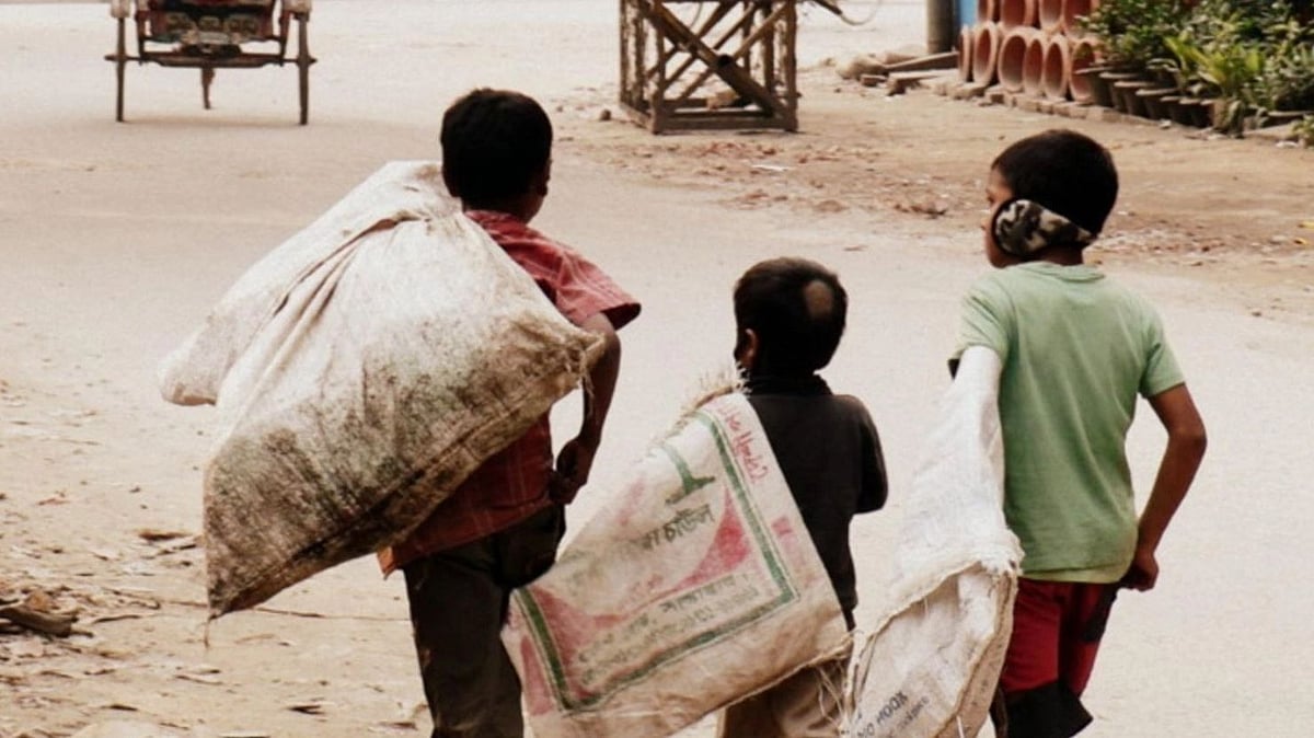 Indore: Childline rescues 70 child beggars in the past year